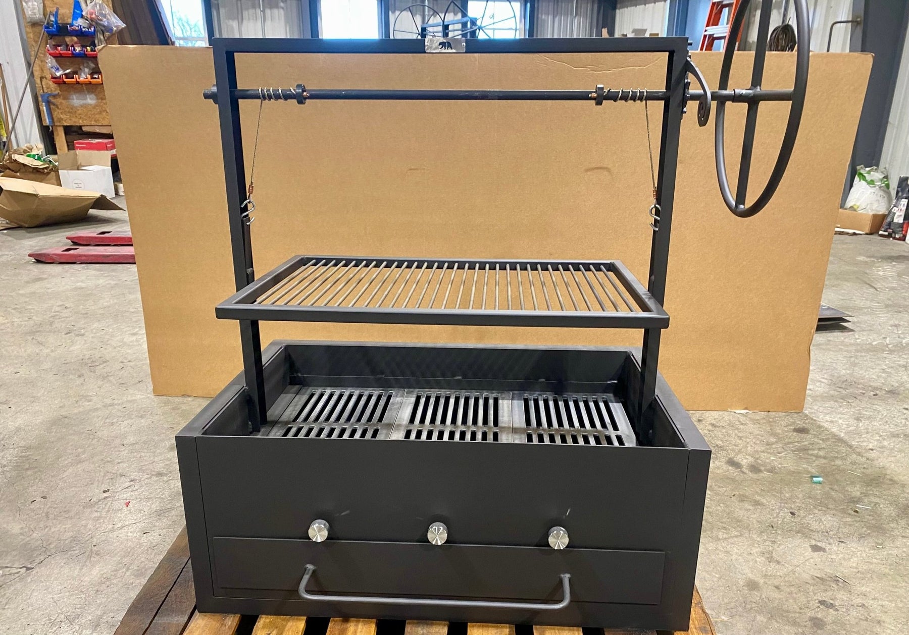 Hybrid Gas-Wood-Charcoal Santa Maria Grill – Heritage Backyard Inc.